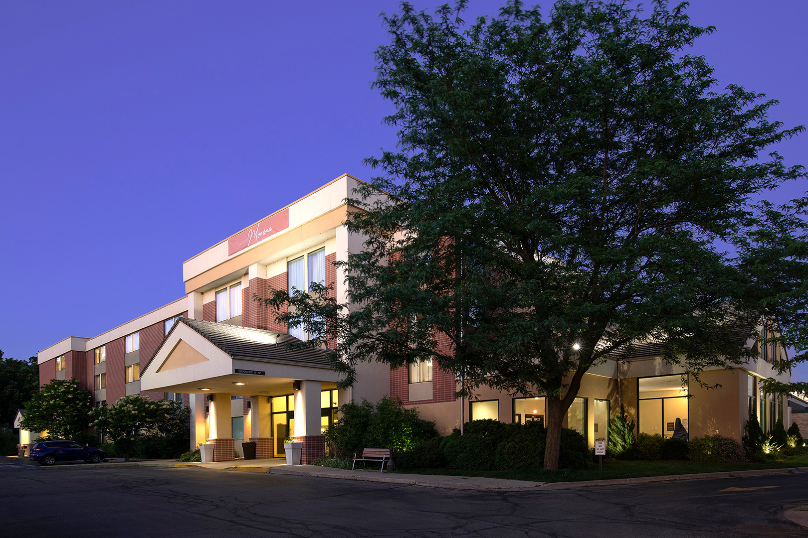 Architectural hotel photography in Madison, Wisconsin - Timothy Hughes ...